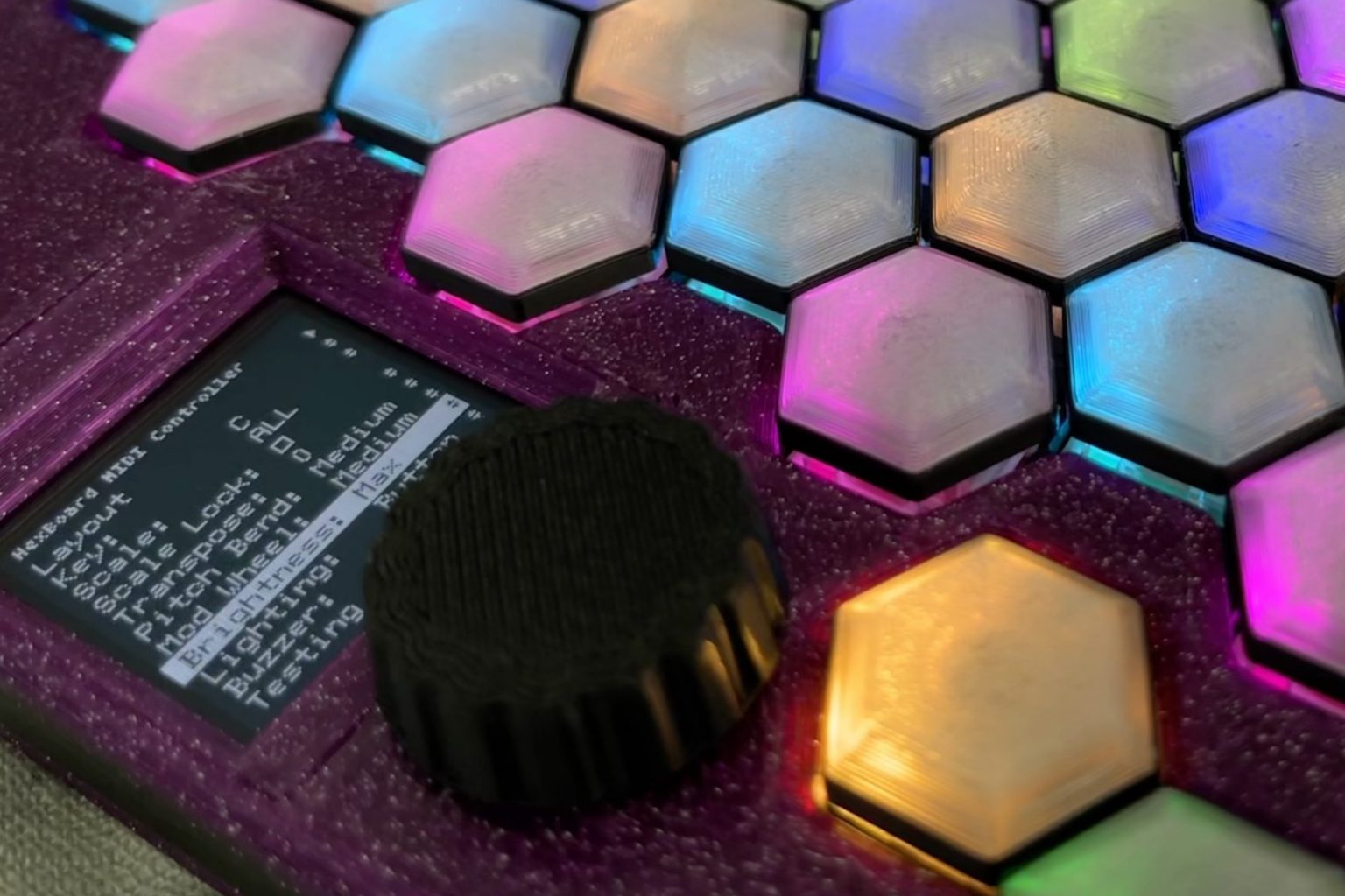 HexBoard MIDI Controller – Shaping The Silence
